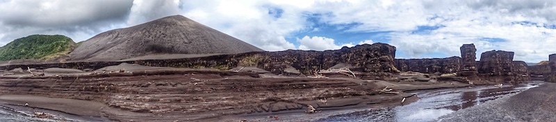 Vanuatu volcano tours: What's the best way to visit Tanna Volcano?