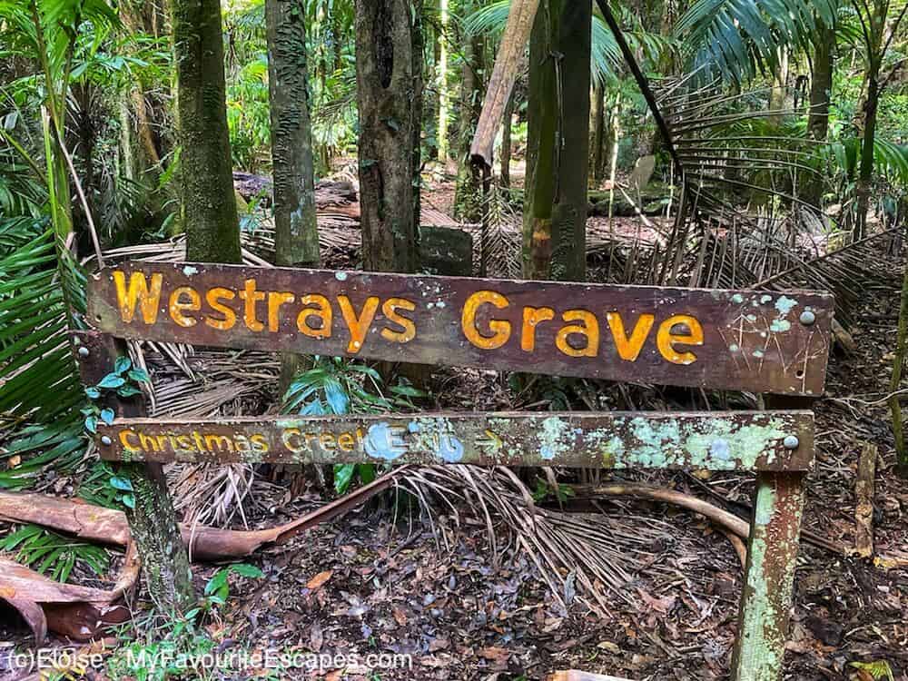 Tips to hike along Christmas Creek to Westray's Grave