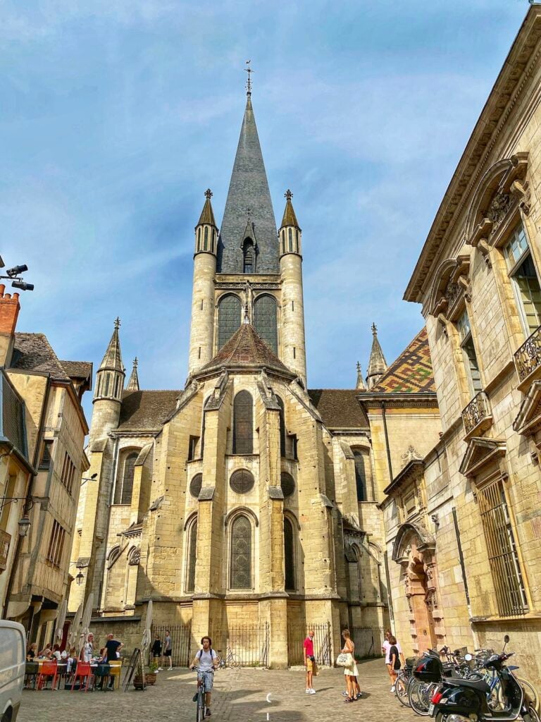 Useful tips to follow Dijon Owl Trail and visit the must-sees (map ...