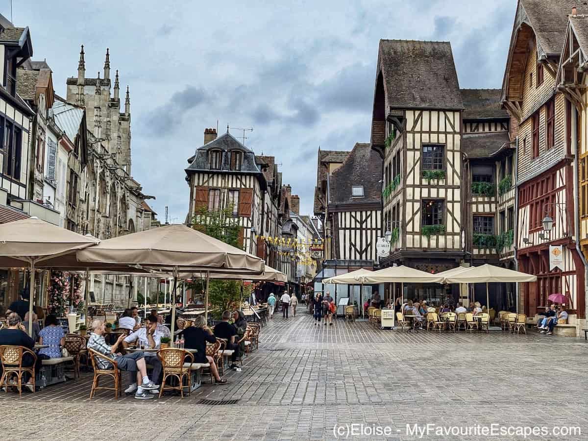 Itinerary ideas and tips to discover the charm of Troyes in one day